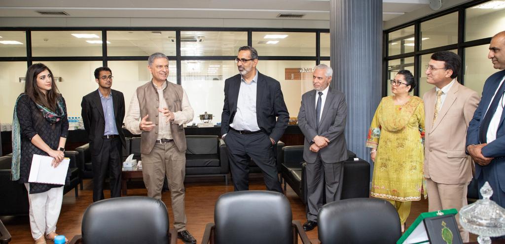 Welcome to LUMS | LUMS